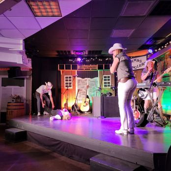 FIRELIGHT BARN DINNER THEATER - Updated December 2025 - 76 Photos & 47 ...