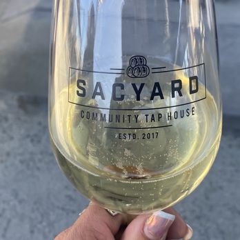 SACYARD COMMUNITY TAP HOUSE - Updated May 2026 - 444 Photos & 306 ...