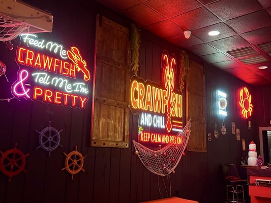 CRAWFISH AND CHILL - Updated November 2025 - 29 Photos & 20 Reviews ...