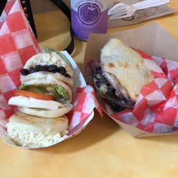 AREPA ZONE - Updated September 2025 - 499 Photos & 415 Reviews - 1121 ...