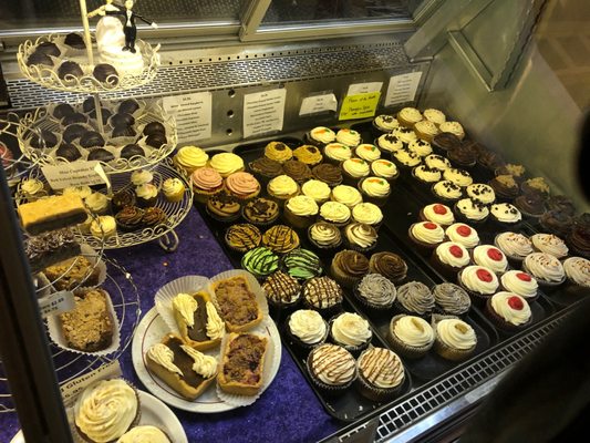 PIECE OF CAKE BAKERY - 196 Photos & 378 Reviews - Bakeries - 8306 SE ...