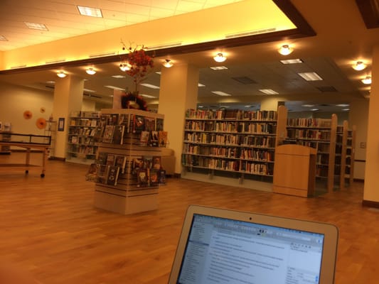 LADY LAKE PUBLIC LIBRARY - Updated July 2025 - 11 Photos - 225 W Guava ...