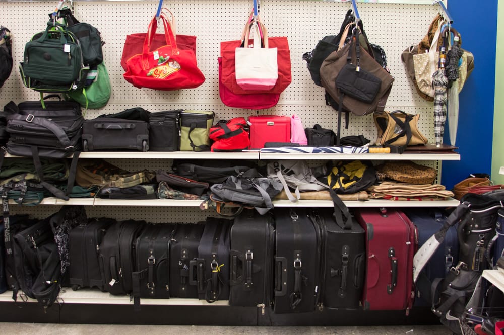 GOODWILL STORE - Updated July 2025 - 39 Photos & 14 Reviews - 512 S ...
