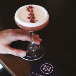 BAR 54 - Updated July 2025 - 533 Photos & 264 Reviews - 135 W 45th St ...