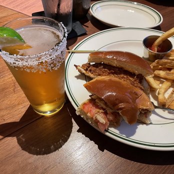 UNION BEAR BREWING - Updated July 2025 - 201 Photos & 145 Reviews - 215 ...