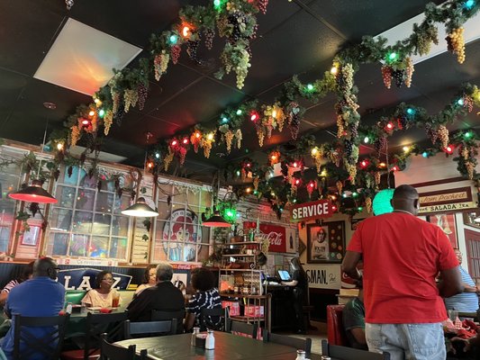 MONJUNIS - Updated December 2025 - 83 Photos & 86 Reviews - 7601 Youree ...