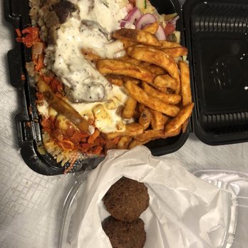 HALAL MUNCHIES - Updated October 2025 - 40 Photos & 37 Reviews - 815 ...