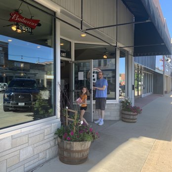 ET’S DOWNTOWN RANTOUL - Updated October 2025 - 66 Photos & 68 Reviews ...