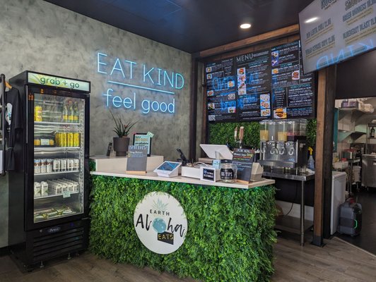 EARTH ALOHA EATS - 43 Photos & 60 Reviews - 1881 S Kihei Rd, Kihei, Hawaii - Vegan - Restaurant ...