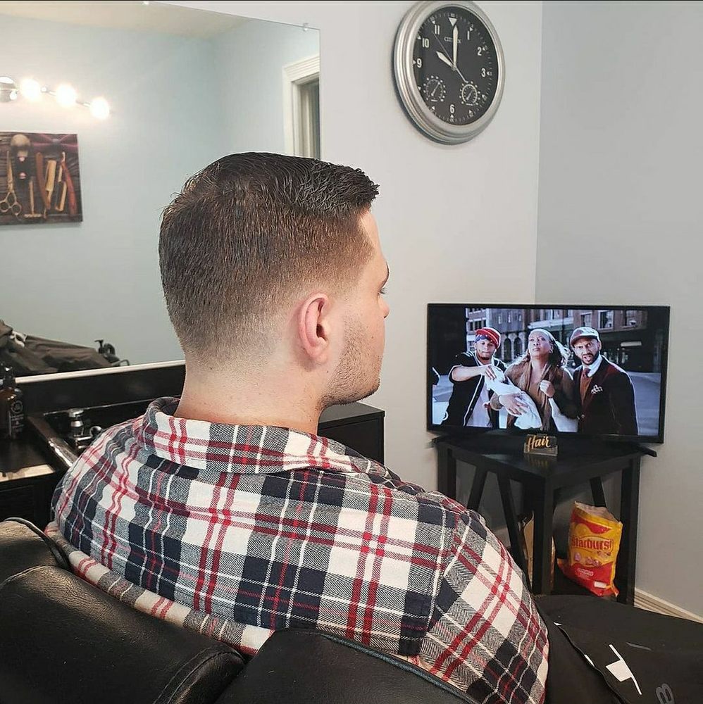 WALL STREET BARBERSHOP - Updated July 2025 - 37 Photos - 505 NE 3rd St ...