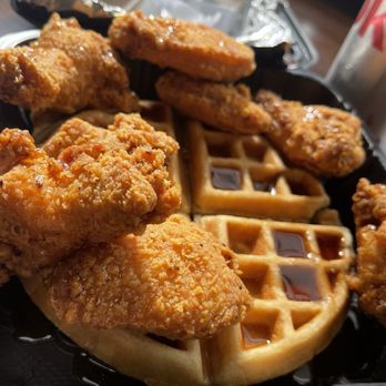 SUGAR’S PLACE - Updated December 2025 - 117 Photos & 72 Reviews - 168 W ...