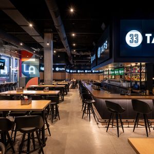 33 TAPS-SILVER LAKE - Updated January 2025 - 767 Photos & 690 Reviews ...