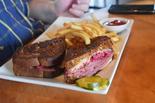 COMMON BLOCK BREWING COMPANY - Updated August 2025 - 466 Photos & 633 ...