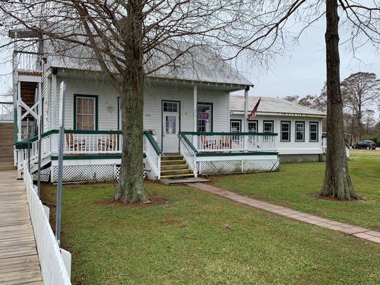 SEGNETTE LANDING - 91 Photos & 42 Reviews - Cajun/Creole - 450 ...