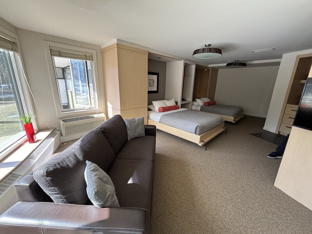 BOW VIEW LODGE - Updated September 2025 - 42 Photos & 17 Reviews - 228 ...