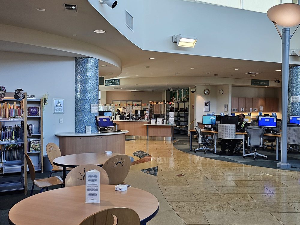 MARK TWAIN NEIGHBORHOOD LIBRARY - Updated December 2025 - 18 Photos ...