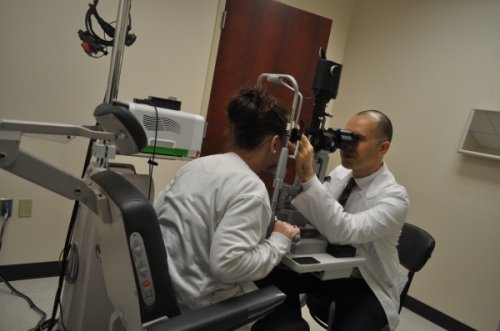 HIGHLAND RETINA ASSOCIATES - Updated December 2025 - 12 Photos - 4621 E ...