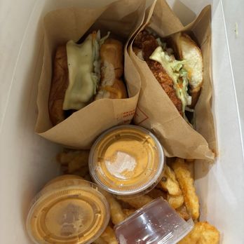 MAIN CHICK HOT CHICKEN - Updated August 2025 - 523 Photos & 611 Reviews ...