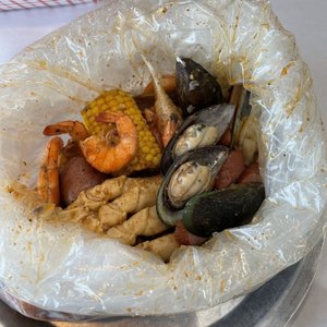 PIER 88 BOILING SEAFOOD & BAR - 241 Photos & 258 Reviews - 865 W Craig ...