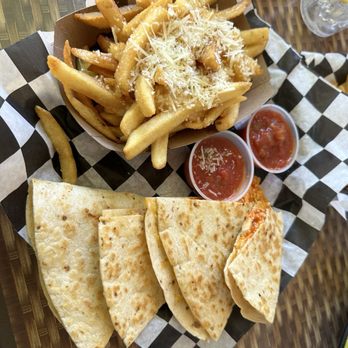 RUSTIC LOFT - Updated October 2025 - 69 Photos & 65 Reviews - 4740 ...