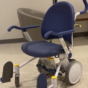 NORTHWESTERN MEDICINE DELNOR HOSPITAL - 17 Photos & 88 Reviews ...