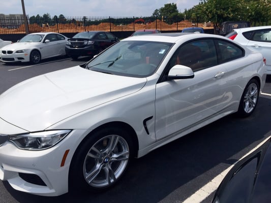 VALLEY AUTO WORLD INC VALLEY BMW - Updated January 2026 - 33 Photos ...