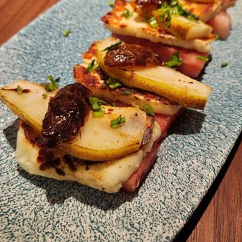 SERAY - Updated April 2025 - 164 Photos & 64 Reviews - 160 Maple Ave W ...