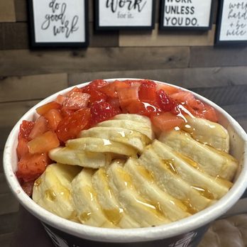 ACAI REPUBLIC - 46 Photos & 32 Reviews - 13370 W Van Buren St, Goodyear ...