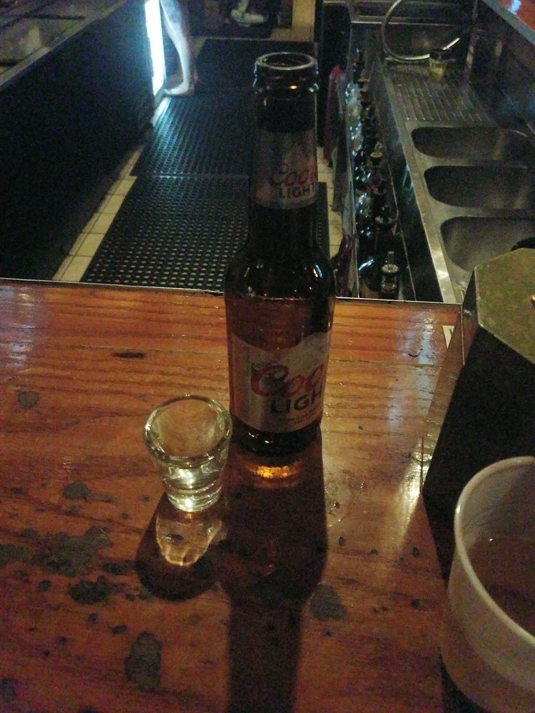 GETAWAY BAR & GRILL - Updated August 2025 - 1827 W Glen Park Ave ...