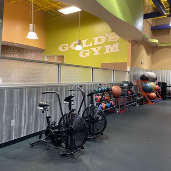 GOLD’S GYM - ASHEVILLE - Updated December 2025 - 13 Photos & 28 Reviews ...