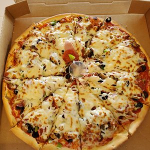 PATRONIES PIZZA - Updated August 2025 - 80 Photos & 218 Reviews - 2625 ...
