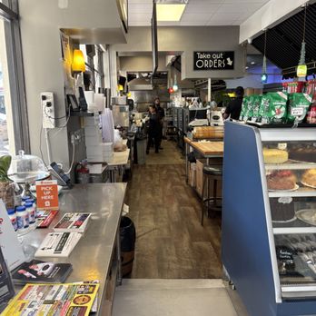 POPPIES RESTAURANT & DELI - Updated November 2025 - 394 Photos & 439 ...