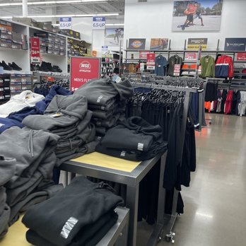 WSS - Updated October 2025 - 21 Photos & 21 Reviews - 4195 Norwood Ave ...