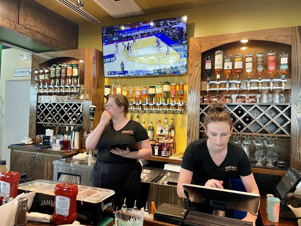 DOHERTY’S IRISH PUB & RESTAURANT - PITTSBORO - Updated August 2025 - 88 ...