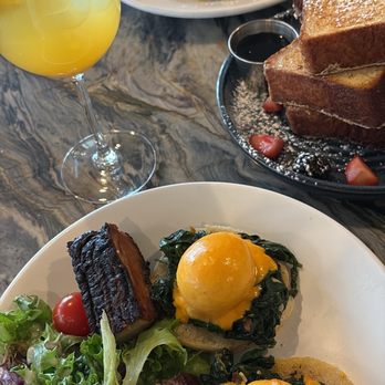 FORA - Updated December 2025 - 307 Photos & 106 Reviews - 311 N Morgan ...