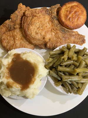 RC’S KITCHEN SOUTHERN CUISINE - 2541 Gresham Rd S E, Atlanta, Georgia ...