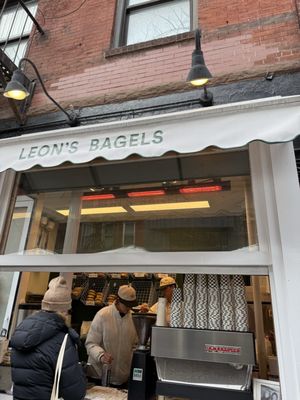 LEON’S BAGELS - Updated October 2025 - 273 Photos & 217 Reviews - 169 ...