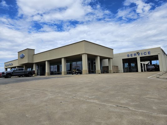 ENNIS FORD - Updated May 2026 - 15 Photos - 900 I-45, Ennis, Texas ...
