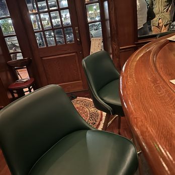 MR. HENRY - Updated January 2026 - 21 Photos & 13 Reviews - 413 ...