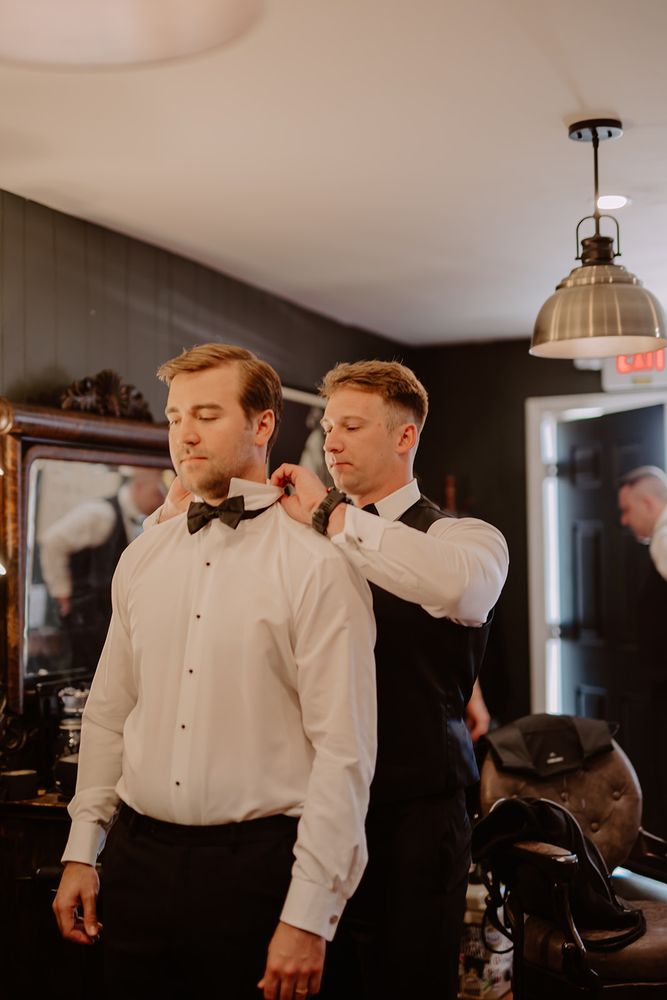 CASKET SHARP - Updated December 2025 - 17 Photos - 120 W 3rd St ...