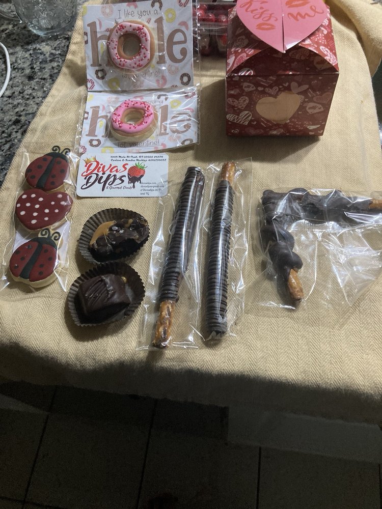 DIVAS DIPS AND GOURMET TREATS - 1005 Main St, Pawtucket, Rhode Island ...