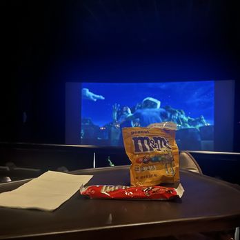 LOOK DINE-IN CINEMAS - BROOKHAVEN - Updated March 2025 - 89 Photos ...