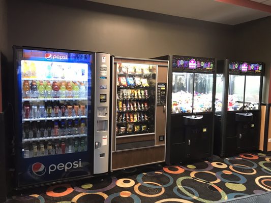 FORD LANES - 51 Photos & 31 Reviews - 23100 Van Born Rd, Dearborn ...