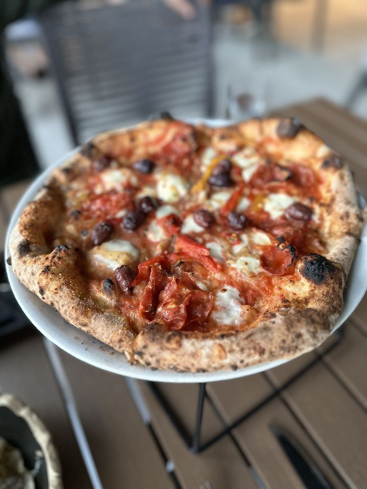 400 GRADI - Updated July 2024 - 175 Photos & 99 Reviews - 6701 Alma Rd ...