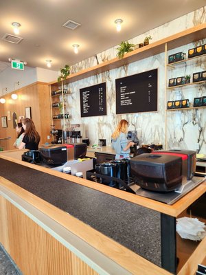 DEVILLE COFFEE - BENTALL 5 - Updated November 2024 - 17 Photos - 550 Burrard Street, Vancouver ...