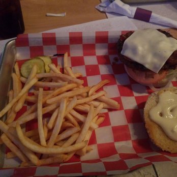 MILLHEIM HOTEL - Updated December 2025 - 18 Photos & 10 Reviews - 112 W ...