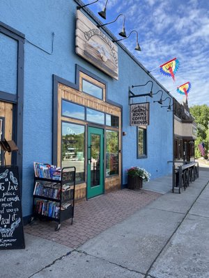 OFF THE BEATEN PATH BOOKSTORE & COFFEEHOUSE - Updated November 2025 ...