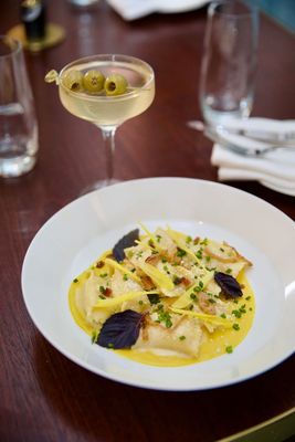 BAYBERRY - Updated December 2024 - 186 Photos & 90 Reviews - 501 Main ...