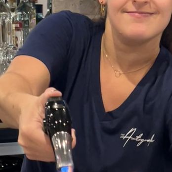 THE AUTOGRAPH AMERICAN TAVERN - Updated December 2025 - 46 Photos & 77 ...