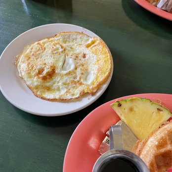 DOZENS - Updated August 2024 - 229 Photos & 355 Reviews - 323 14th St ...